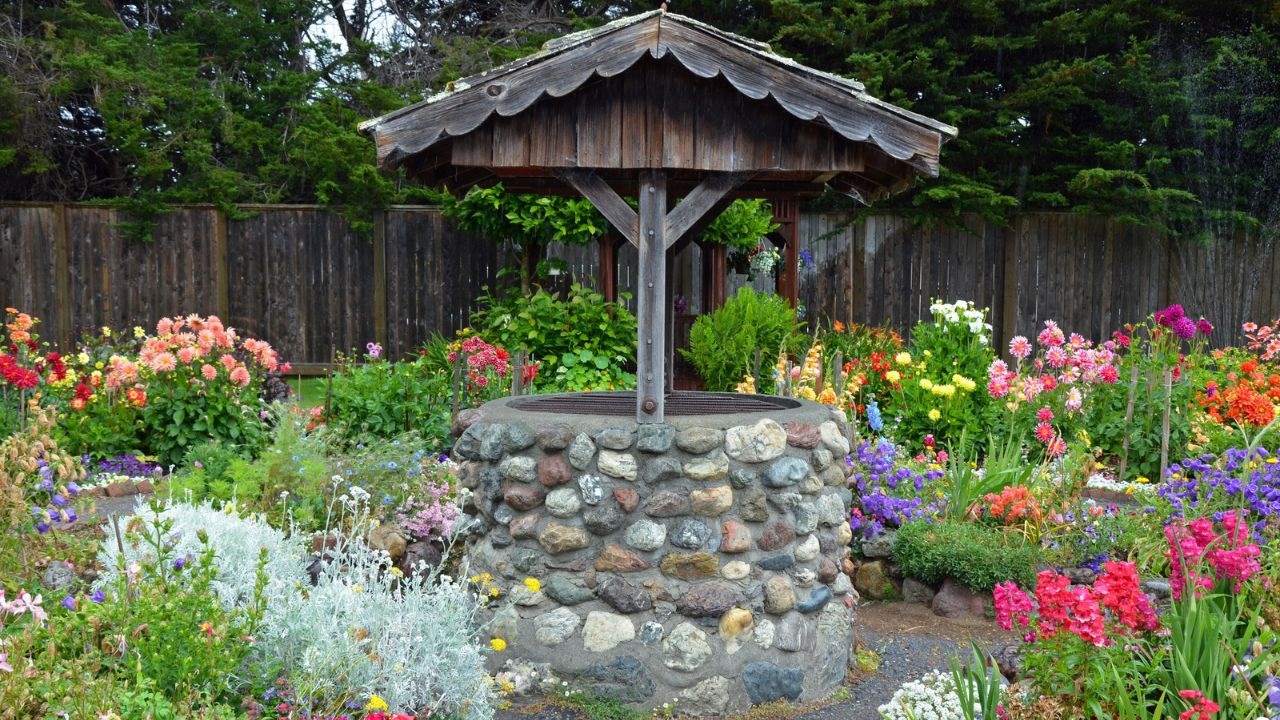 Vŕtaná studňa v záhrade: 5 rád, ktoré vám pomôžu pri jej plánovaní! - Tvojazahrada.sk